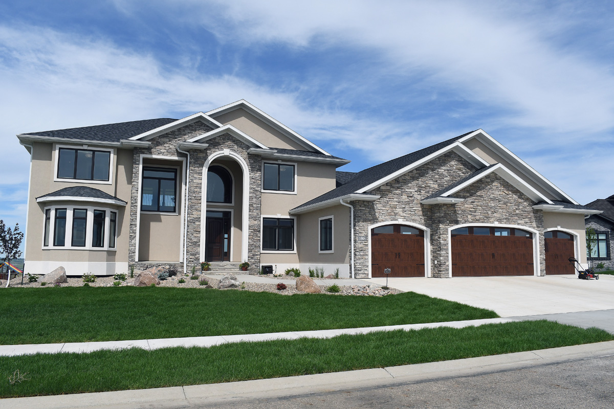 Exterior | K & L Homes Inc.